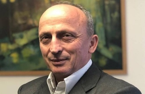 Florim Zeqa: Të ndërpritet pazari politik për postin e presidentit!