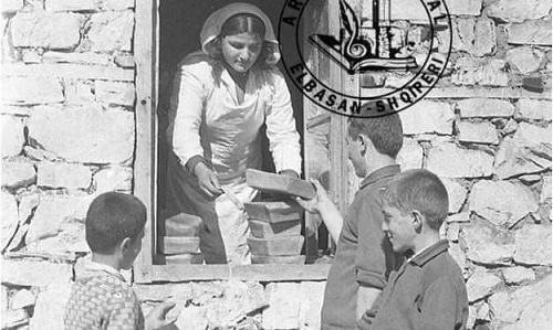 Kastriot Dervishi: Buka e misrit, derrat dhe fshatari në komunizëm