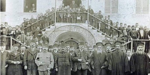 Kadri Tarelli: Pse u mbyll shkolla ''Normale'' e Elbasanit, ''Ikona e ...